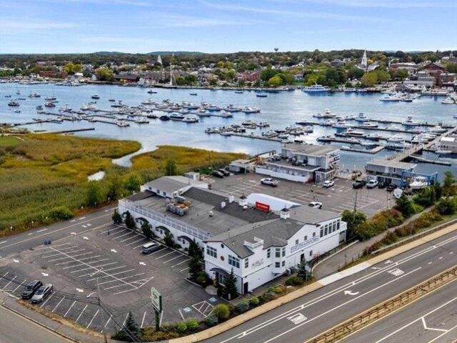house with 20 bedroom, Salisbury MA ES105123492