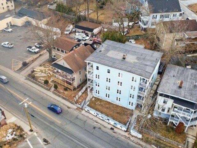 house with 21 bedroom, Southbridge MA DLS102316244