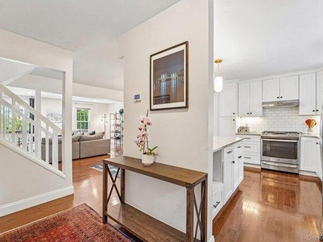 house with 2 bedroom, Tarrytown NY ES105203028
