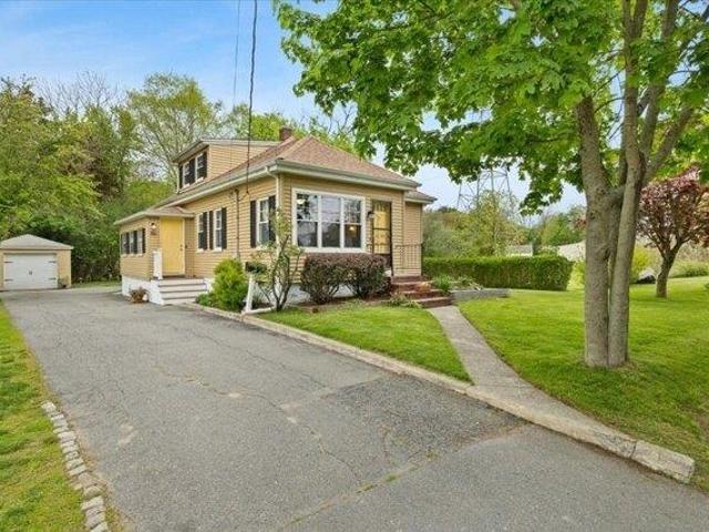 house with 2 bedroom, Taunton MA DS103126238