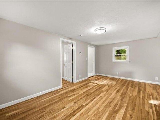 house with 2 bedroom, Taunton MA ES104759746