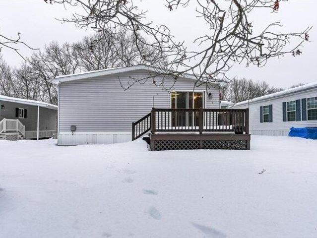 house with 2 bedroom, Taunton MA ES104807578