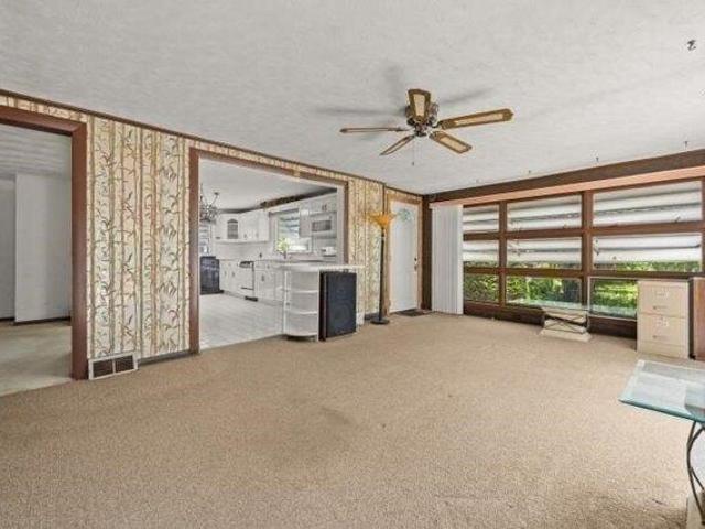 house with 2 bedroom, Taunton MA ES105079881