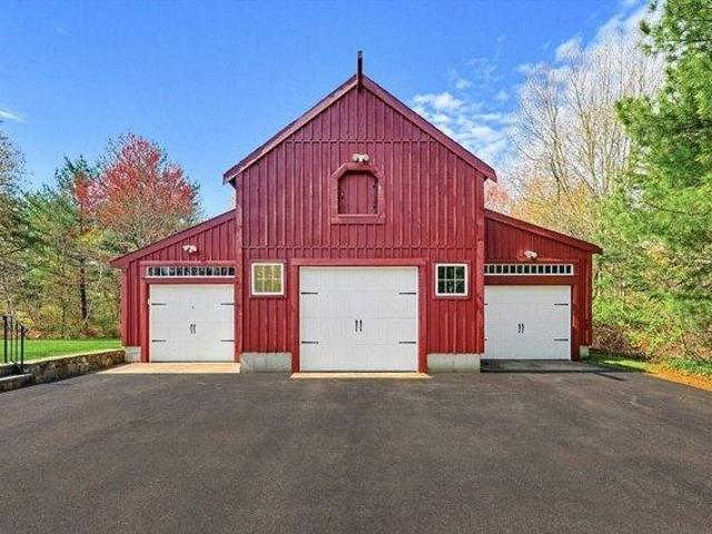 house with 2 bedroom, Taunton MA ES102824178