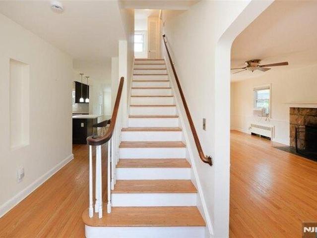 house with 2 bedroom, Teaneck NJ DLS102029129