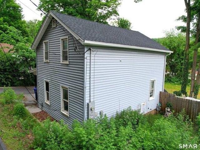 house with 2 bedroom, Thomaston CT ES104919923