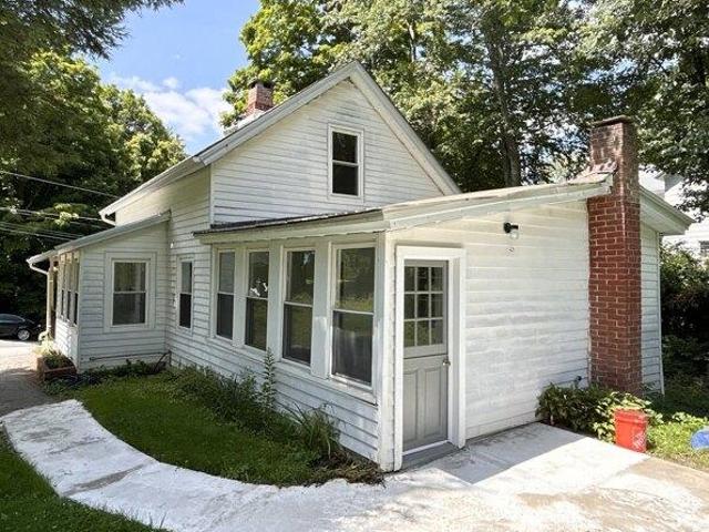 house with 2 bedroom, Thomaston CT ES105125281