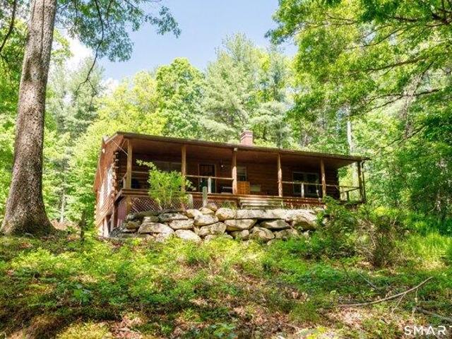 house with 2 bedroom, Thompson CT DS103438538