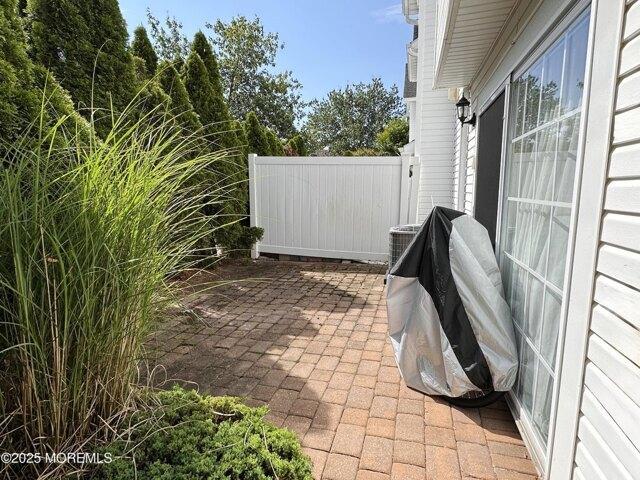 house with 2 bedroom, Tinton Falls NJ DS101747213