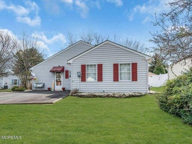 house with 2 bedroom, Tinton Falls NJ DS102531474