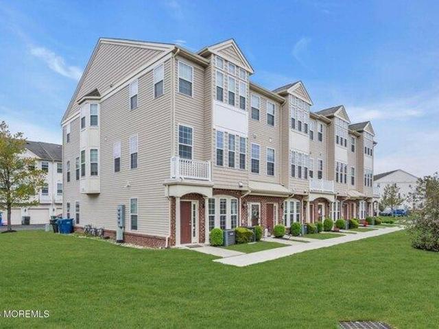 house with 2 bedroom, Tinton Falls NJ DS102778682