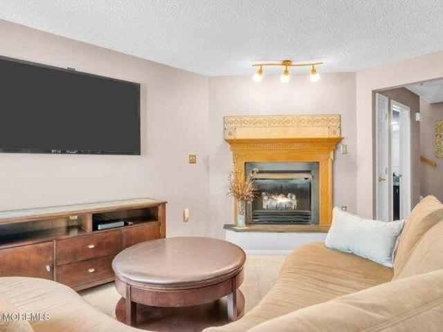 house with 2 bedroom, Tinton Falls NJ ES105156643