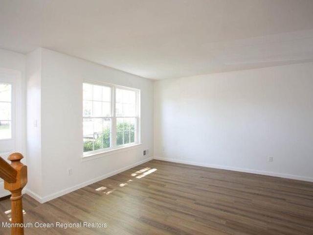house with 2 bedroom, Tinton Falls NJ ES105189966
