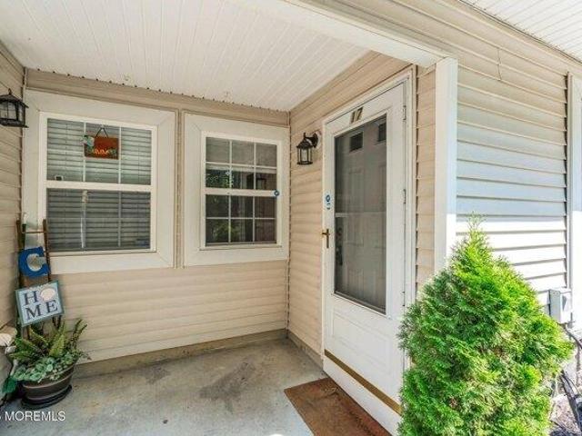 house with 2 bedroom, Tinton Falls NJ ES105205824