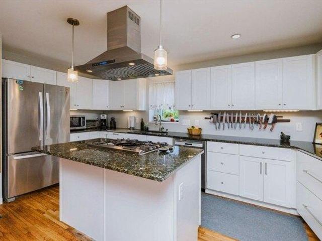 house with 2 bedroom, Tiverton RI DS104115831