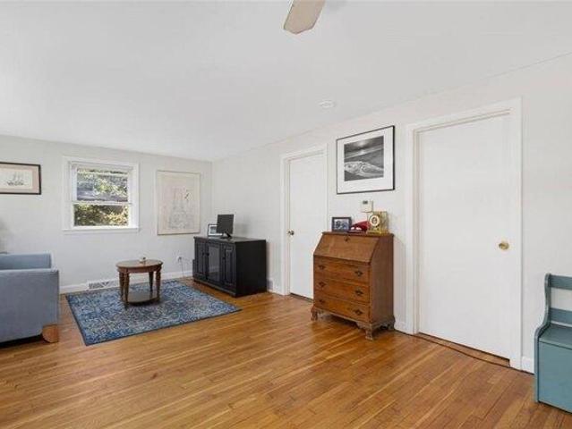 house with 2 bedroom, Tiverton RI DS104266653