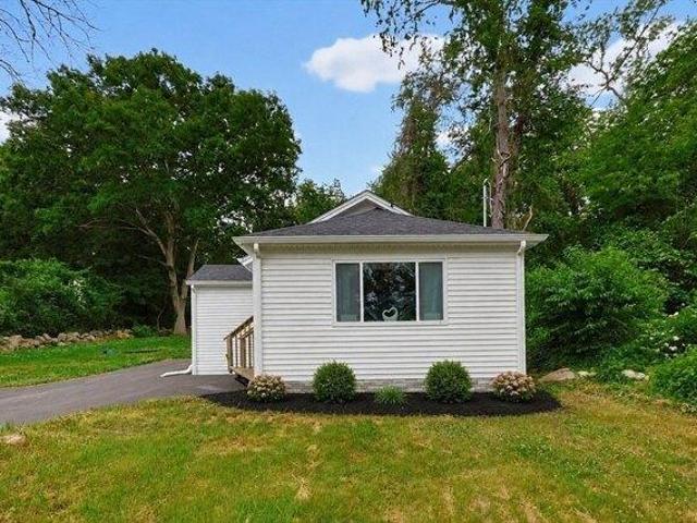 house with 2 bedroom, Tiverton RI DS104297875