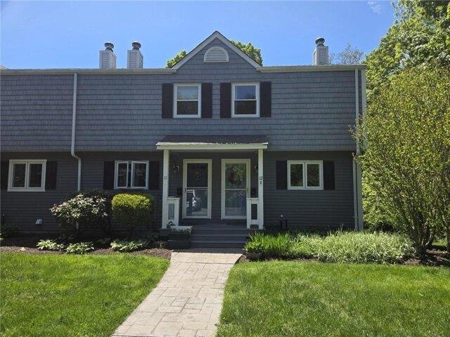 house with 2 bedroom, Tiverton RI ES103223015