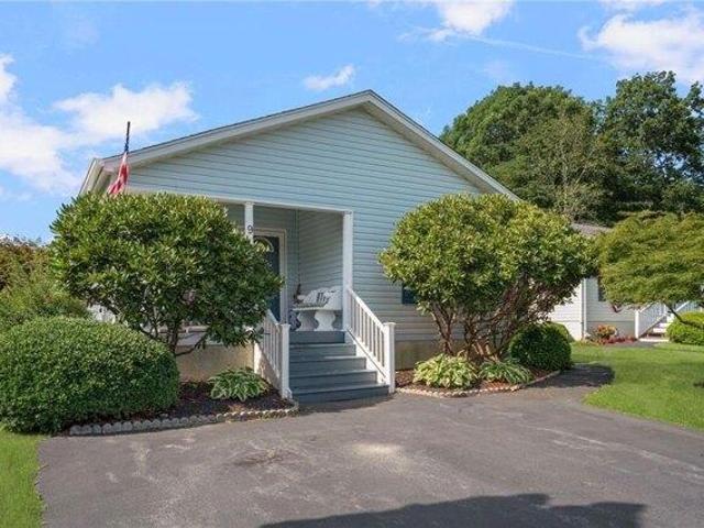 house with 2 bedroom, Tiverton RI ES104479020