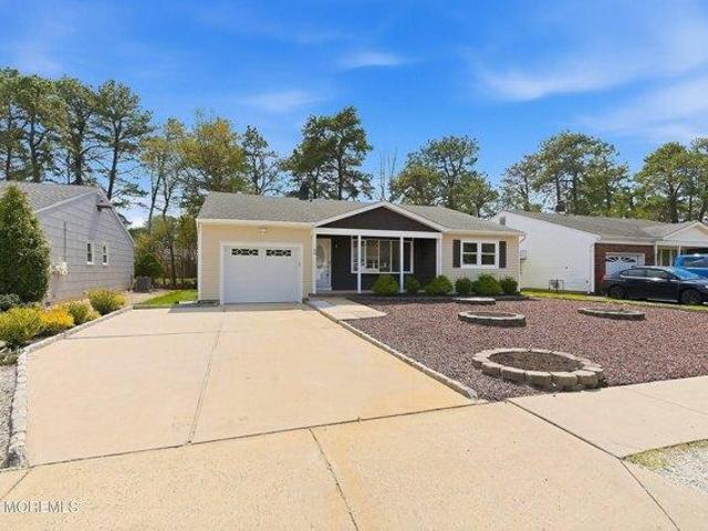 house with 2 bedroom, Toms River NJ DLS101656898