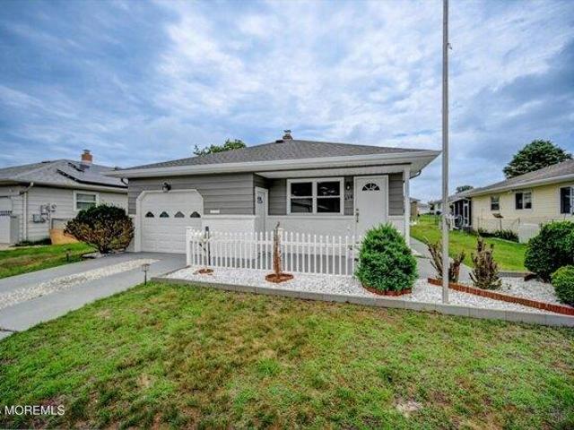house with 2 bedroom, Toms River NJ DLS101660977