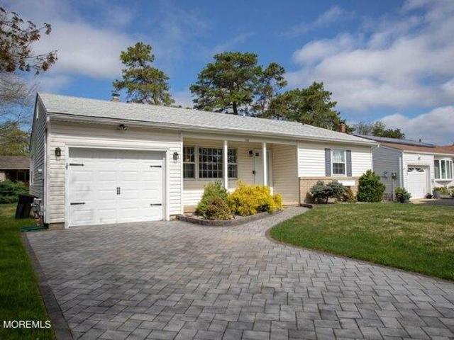house with 2 bedroom, Toms River NJ DLS101633726