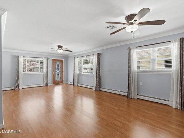 house with 2 bedroom, Toms River NJ DLS101747558