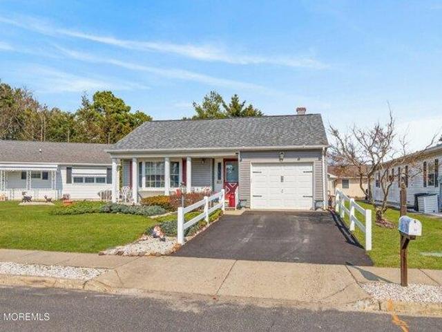 house with 2 bedroom, Toms River NJ DLS101747798