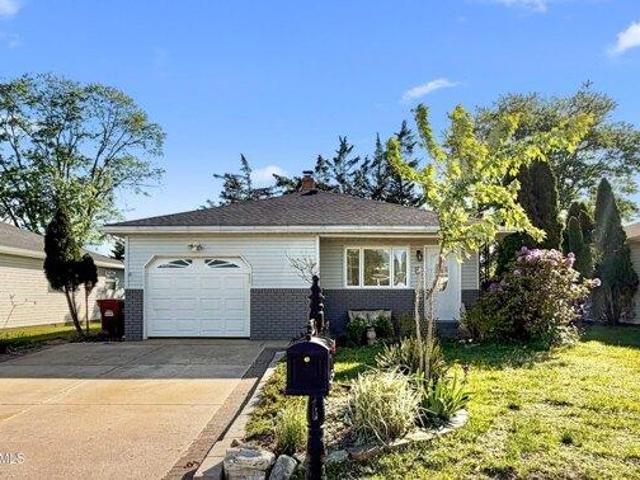 house with 2 bedroom, Toms River NJ DS102827507