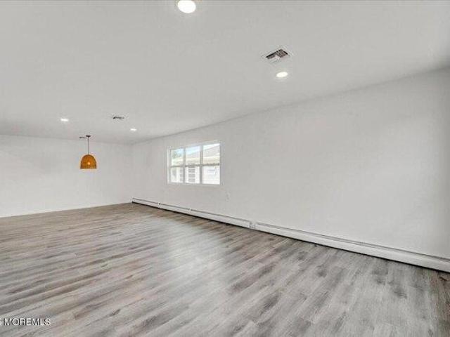 house with 2 bedroom, Toms River NJ ES102825870