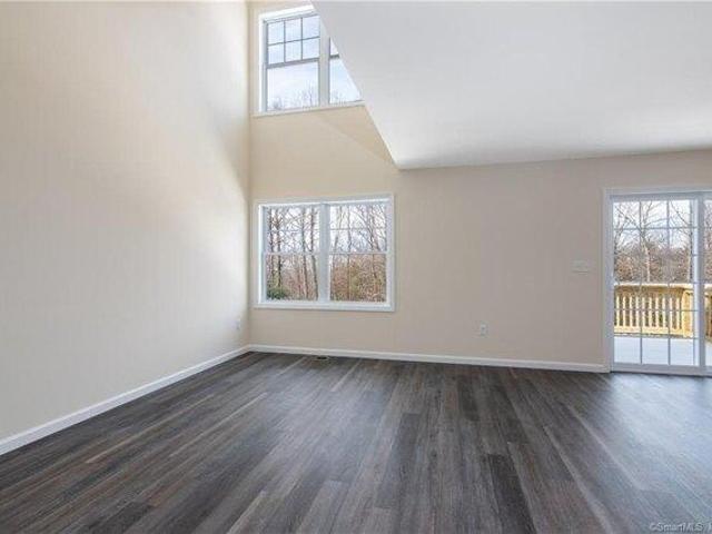 house with 2 bedroom, Tolland CT DLS101896853