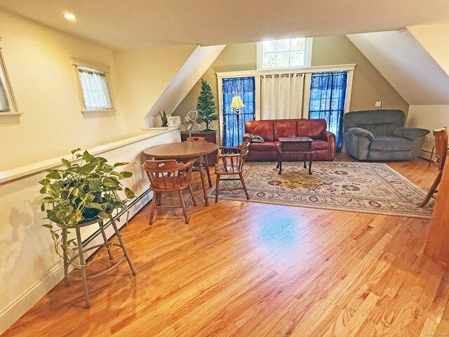 house with 2 bedroom, Torrington CT DLS101658263