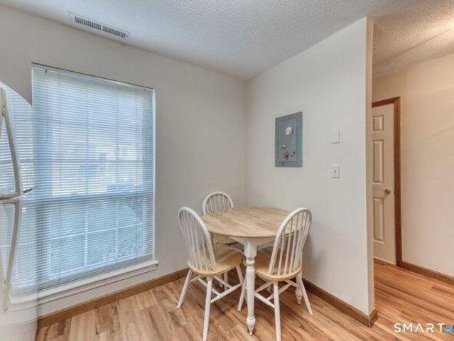 house with 2 bedroom, Torrington CT DLS101605117