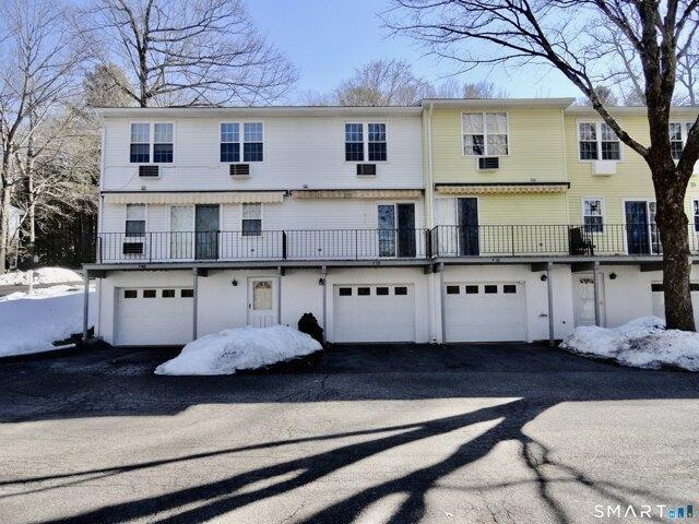 house with 2 bedroom, Torrington CT DLS101632271