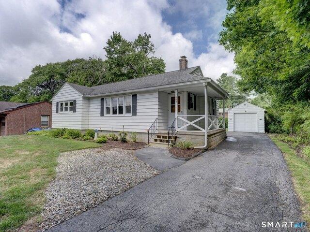 house with 2 bedroom, Torrington CT DS104440371
