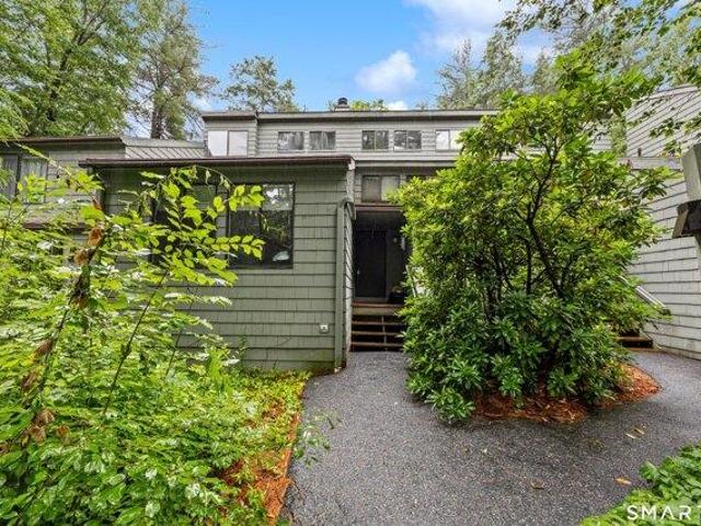 house with 2 bedroom, Torrington CT ES104187986