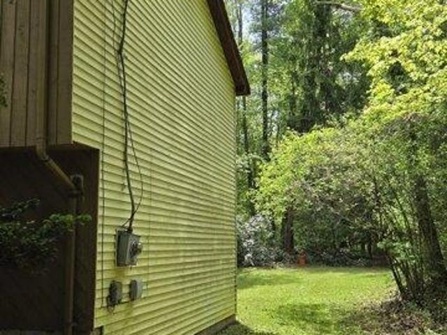house with 2 bedroom, Torrington CT ES103163020