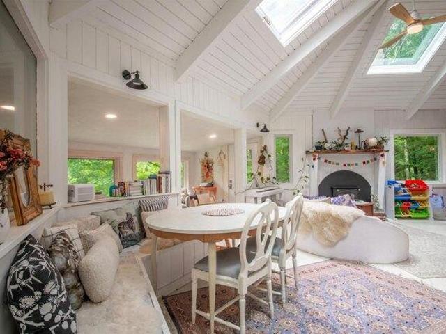 house with 2 bedroom, Townshend VT ES104296682