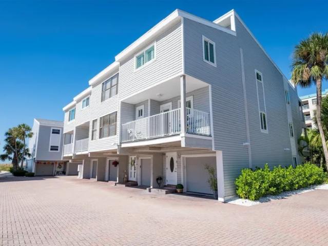 house with 2 bedroom, Treasure Island FL DLS102715869