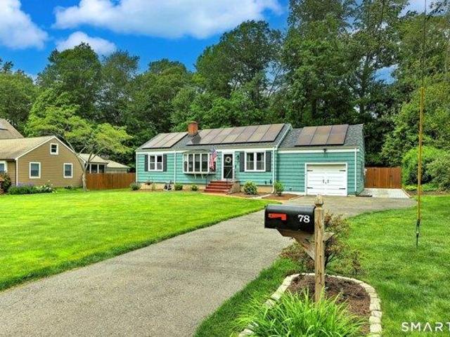 house with 2 bedroom, Trumbull CT DLS103100040