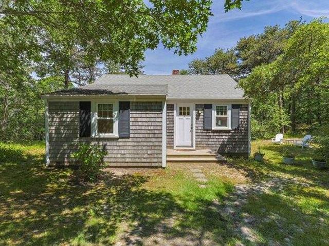 house with 2 bedroom, Truro MA DS104266149