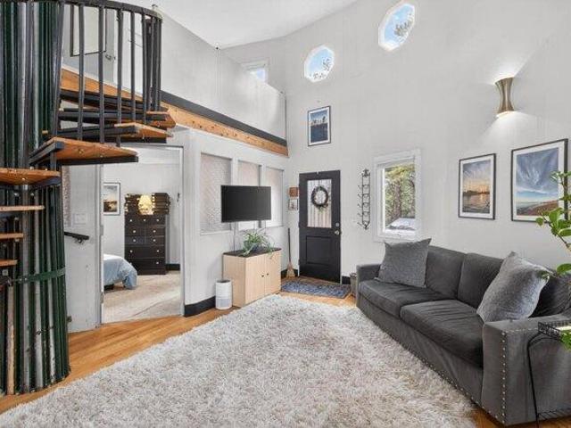 house with 2 bedroom, Truro MA ES105105153