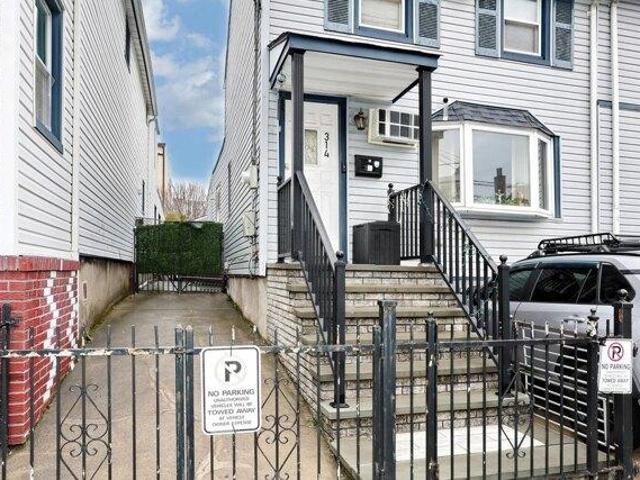 house with 2 bedroom, Union City NJ DLS102565315