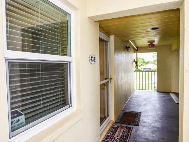 house with 2 bedroom, Venice FL DS102661912