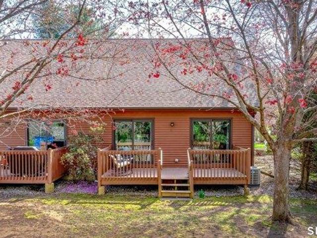 house with 2 bedroom, Vernon CT DS102064115