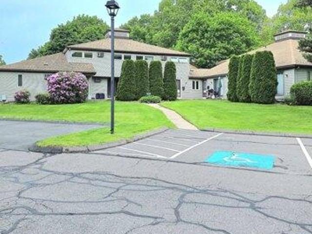 house with 2 bedroom, Vernon CT DS103621694