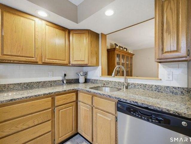 house with 2 bedroom, Vernon CT ES104790209