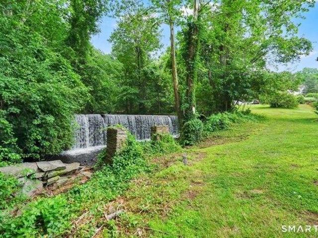 house with 2 bedroom, Vernon CT ES104808904