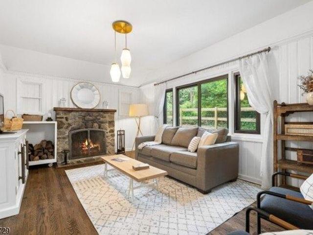 house with 2 bedroom, Vernon NJ ES104836207