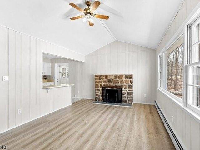 house with 2 bedroom, Vernon NJ ES104869746